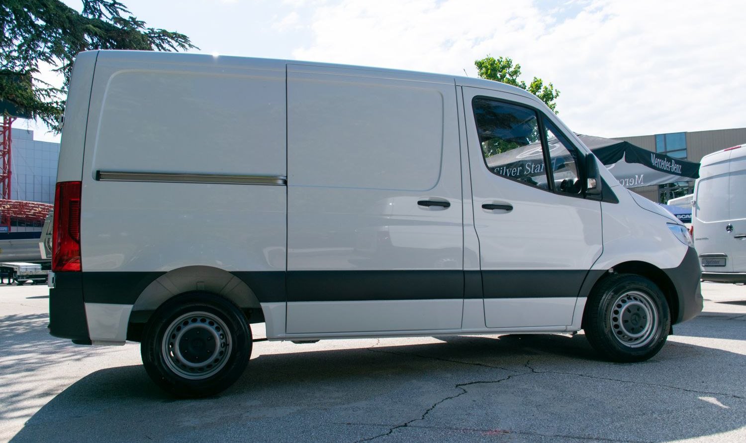 Mercedes-Benz Sprinter technical specifications and fuel economy